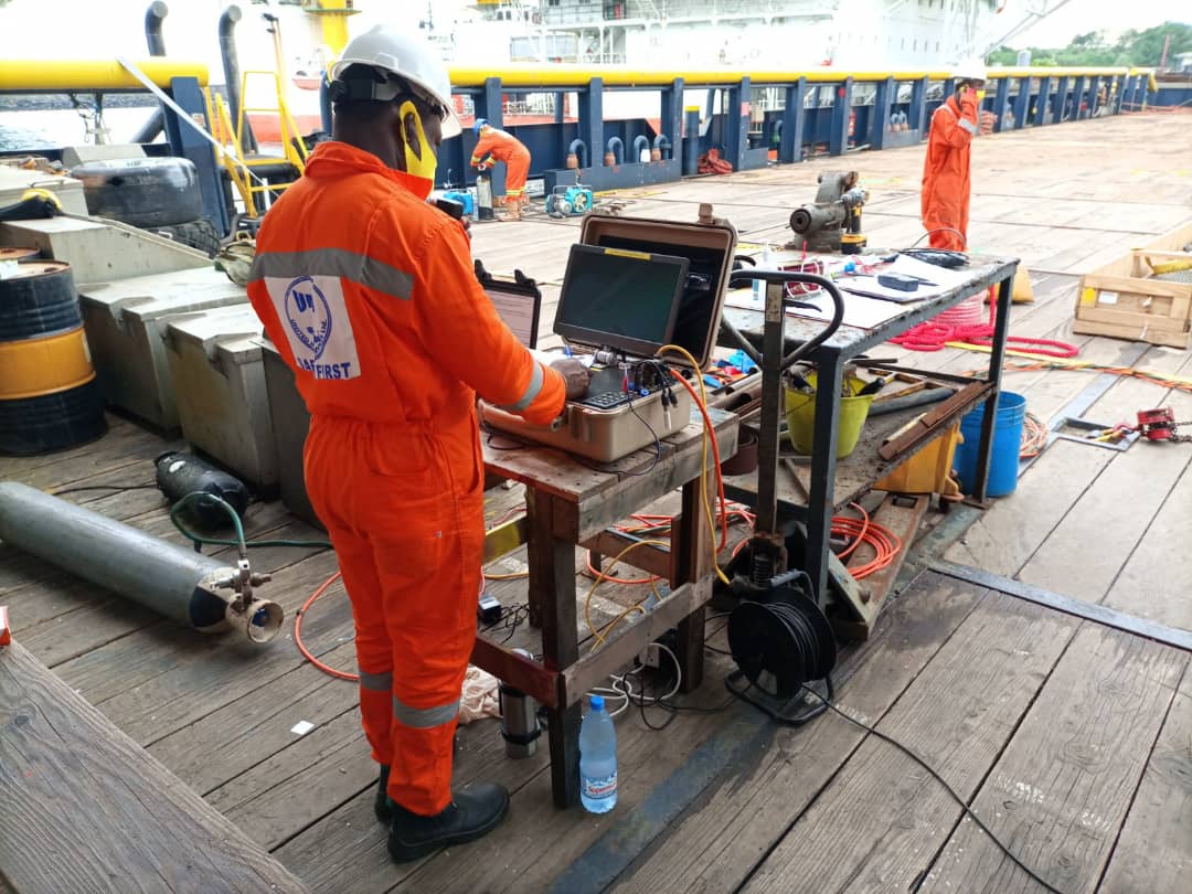 Diving company in Cameroon - UMS - United Marine Services